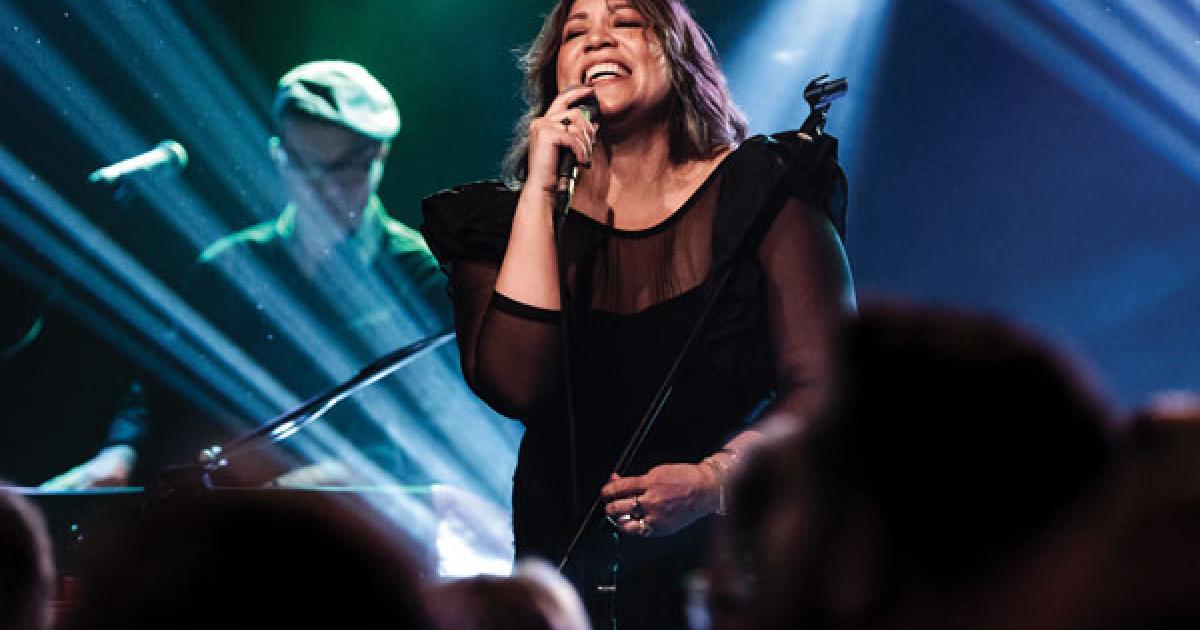 KATE CEBERANO | Off The Leash