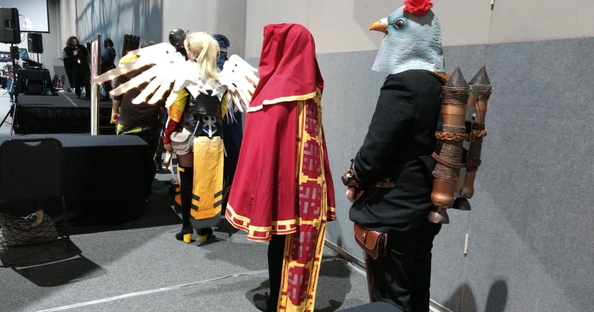 Gee Con | Off The Leash