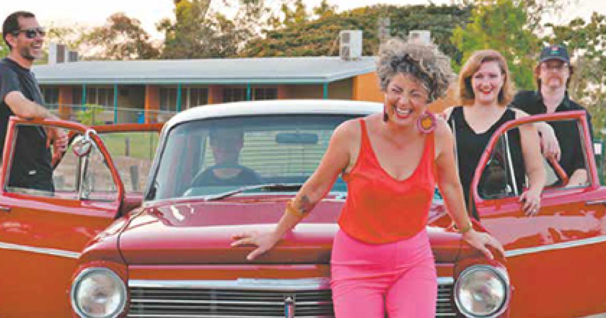 Lady Power | Off The Leash